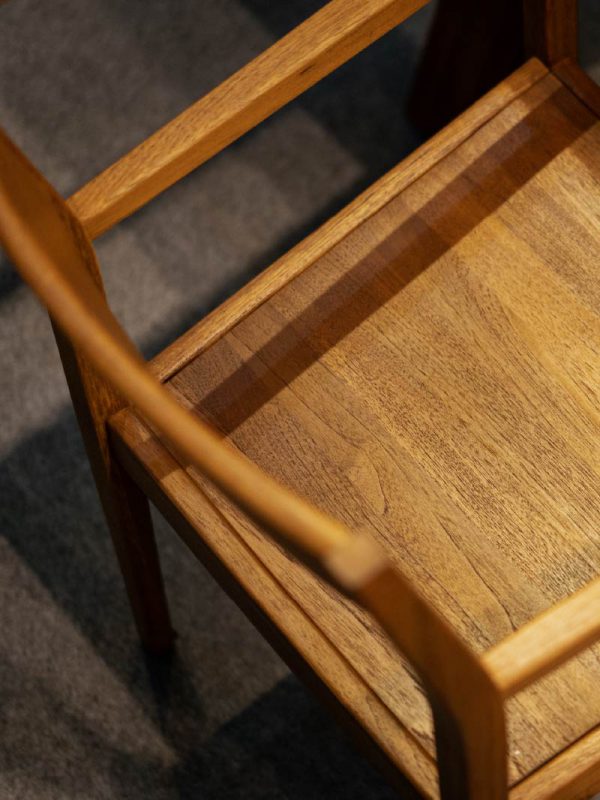 RAFF ARMCHAIR - พื้นไม้เอ็นจิเนียร์ Woodden Thailand