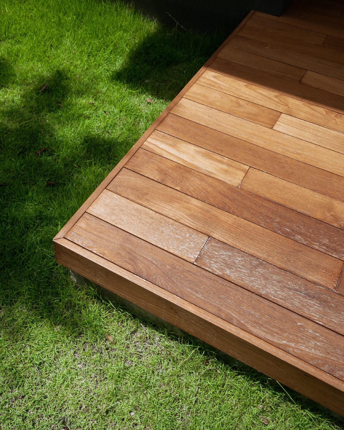 พื้นไม้สักพม่า สำหรับงานภายนอก (Teak Outdoor Decking) | WoodDen Thailand